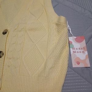 Hazel Moon | Sweaters | Hazel Moon Juniors Cropped Sweater Vest Size M ...
